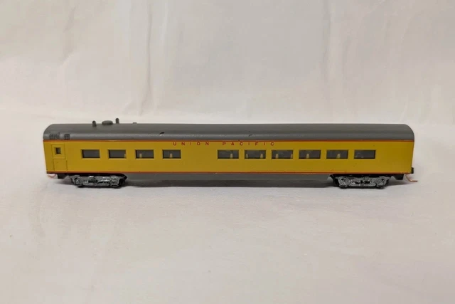 UNION PACIFIC PASSENGER car (N scale) £10.49 - PicClick UK