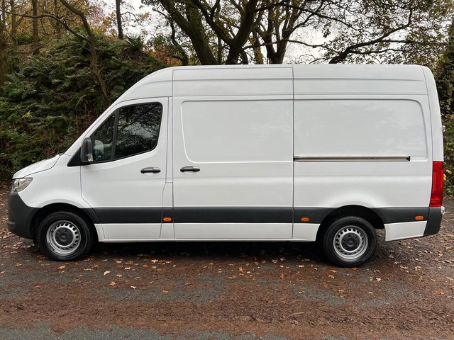 MERCEDES SPRINTER 315 L2 H2 Mwb Van, Eu6, Medium Wheelbase, Rwd, Euro 6 ...