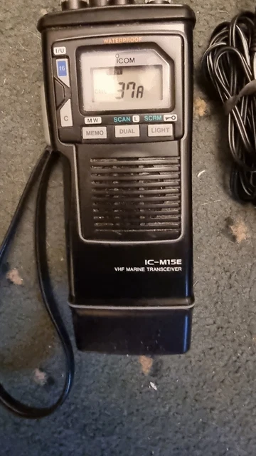 ICOM IC-M15E VHF Marine Transceiver (UK) EUR 169,07 - PicClick IT