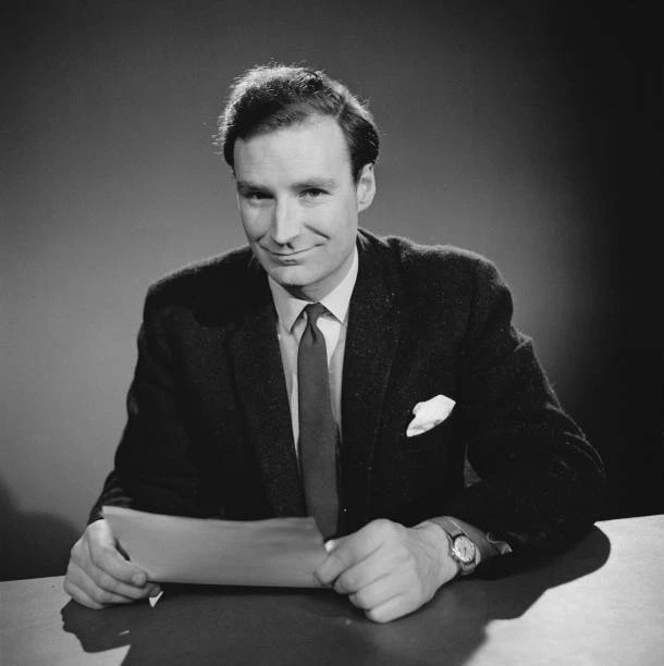 BRITISH JOURNALIST TELEVISION News Newscaster Peter Snow 1965 OLD PHOTO ...