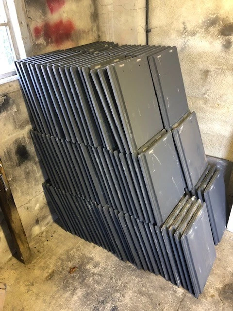 ROOF TILES, CREST Planum Concrete Flat Interlocking Roof Tiles £215.00 ...