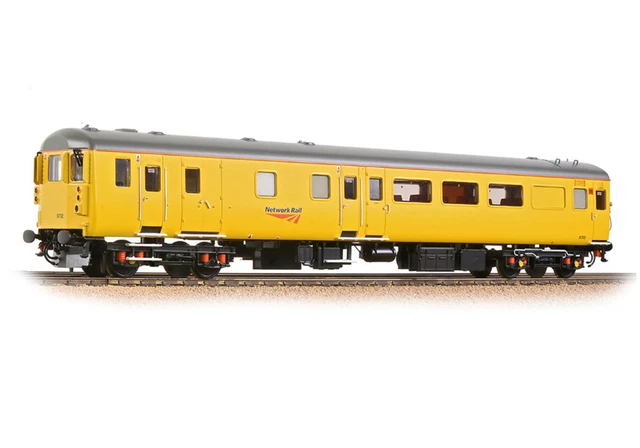 BACHMANN 39-737DC BR Network Rail MK2F DBSO Driving Brake OO Gauge £219 ...