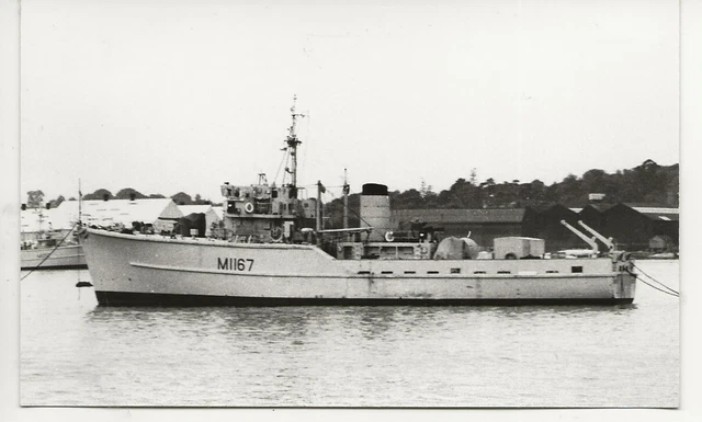 ROYAL NAVY SHIPS - HMS Repton - "Ton Class" Photograph (113) £1.50 ...
