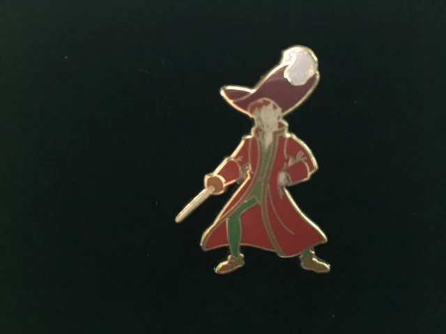 DISNEY HEROES SERIES Pin Peter Pan Captain Hook LE 500 £33.06 - PicClick UK