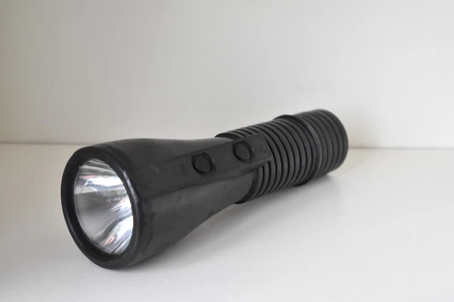 VINTAGE PIFCO BLACK Rubber Torch Made in Hong Kong Hand Held (N) £20.00 ...
