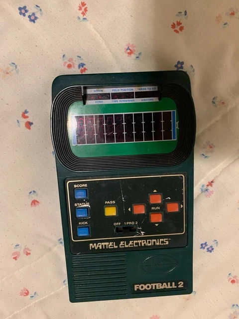 VINTAGE 1978 MATTEL Classic Football 2 Handheld Electronic Video Game ...