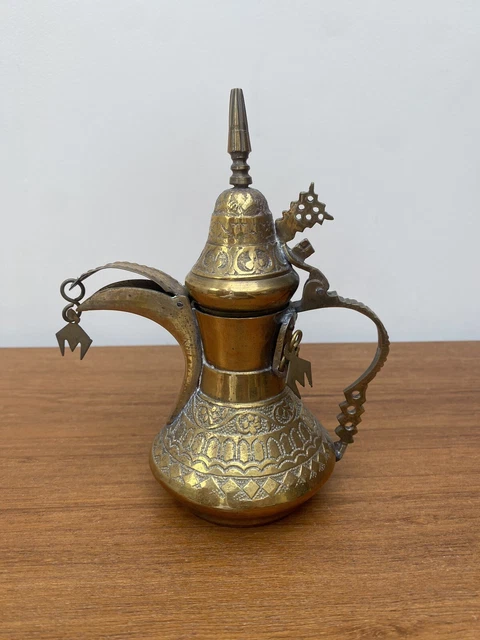 ANTIQUE ARABIC DALLAH Coffee Pot, Islamic, Arab Art, Brass Nizwa £50.00 ...