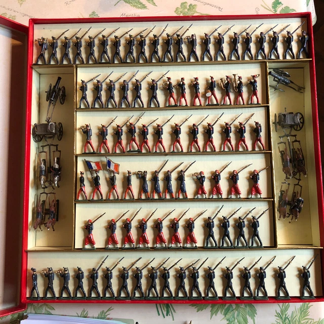COFFRET CBG MIGNOT - Défilé - Soldats de Plomb- Petits Soldats EUR 520 ...