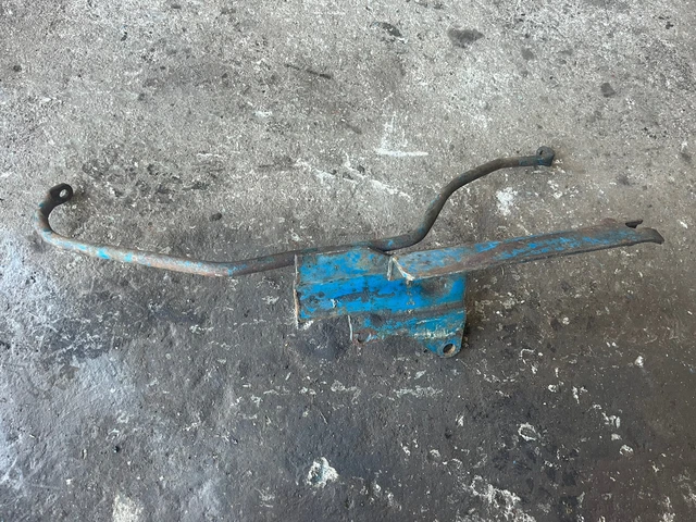 FORD 3000 ORIGINAL battery tray support & nosecone bracket £25.00 ...