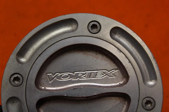 01-03 SUZUKI GSXR 600 750 Vortex Fuel Tank Gas Cap 44200-33890 EUR 40 ...