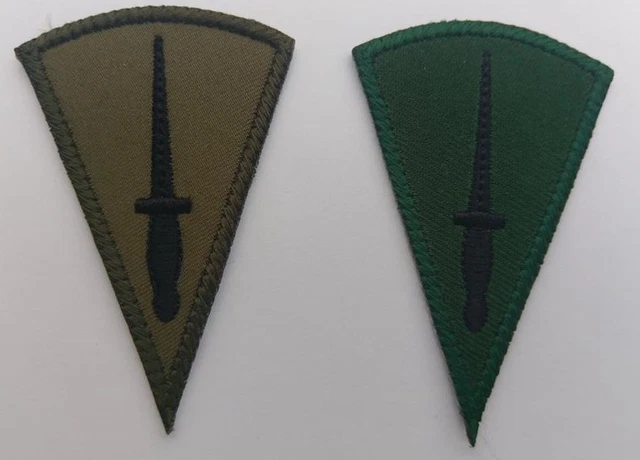 ROYAL MARINES COMMANDO Dagger Badge £4.75 - PicClick UK