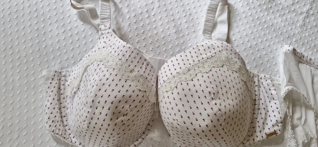 M&S ROSIE CREAM padded full cup bra size 42D plus 2 pairs of matching ...