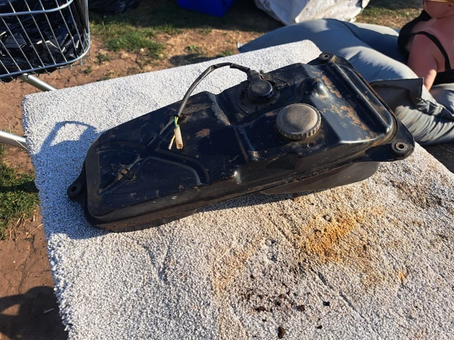 HONDA SH50 SH 50 City Express Motorbike Fuel Petrol Tank Assy 14 £49.99 ...
