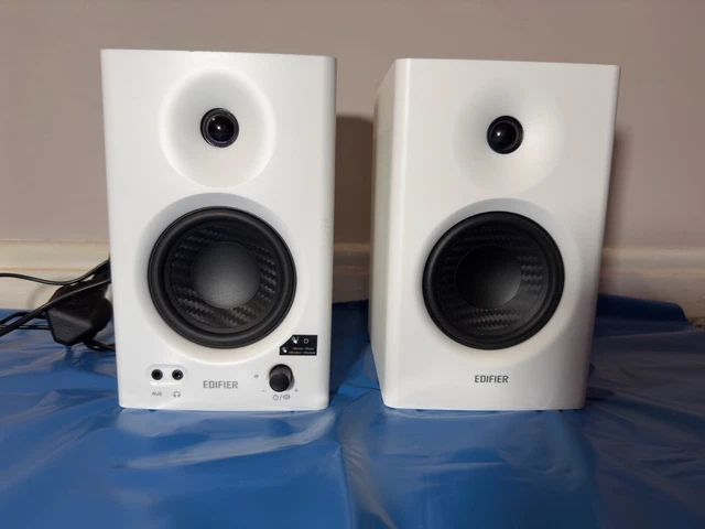 EDIFIER MR4 WHITE Active Monitors - Bookshelf Studio - TV + MAC + PC ...