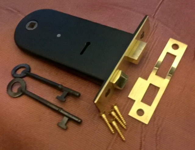 OLD ANTIQUE MORTICE Lock Horizontal 1 Lever Has 2 Skeleton Keys Late ...