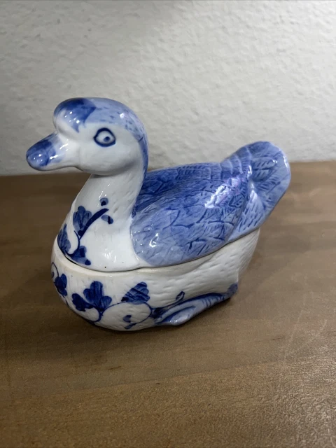 DUTCH DELFT BLUE and White Ceramic 2-Part Duck Hand Painted Trinket Box ...