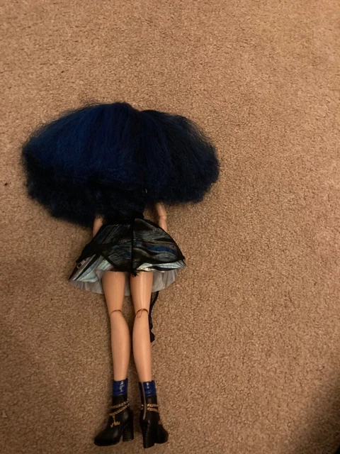 RARE DISNEY DESCENDANTS Doll Evie First Day Of School Isle Of The Lost ...