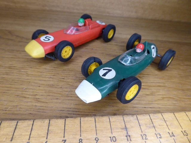 VINTAGE TRIANG SCALEXTRIC C72 BRM in Green and C86 Porsche in Red £19. ...