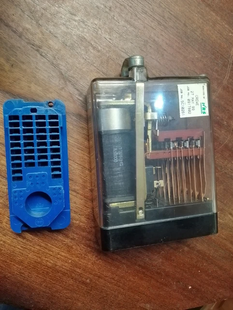 BRITISH RAILWAYS SIGNALLING Relay Pin Code 029 Sold As Seen/Untested £ ...