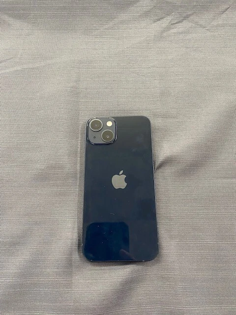 APPLE IPHONE 13 - 128GB - Midnight (Unlocked) (CA) $650.00 - PicClick CA