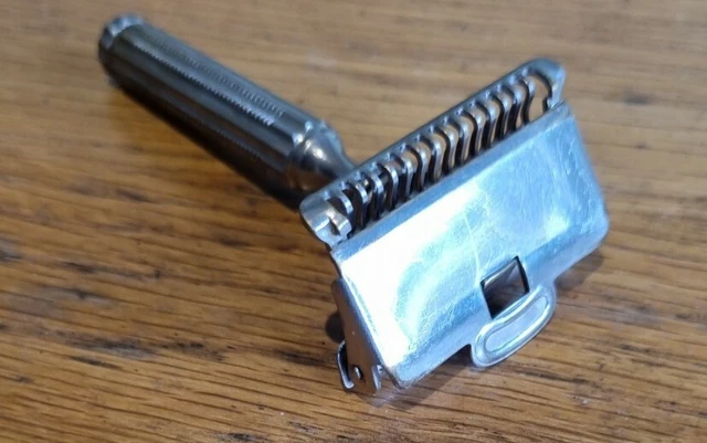 VINTAGE ANTIQUE EVER Ready SE Razor PATD 1912 made In USA £20.00 ...