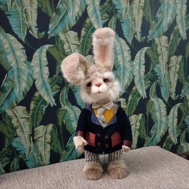 CHARLIE BEARS MARCH Hare limited edition wonderland bear jointed ...