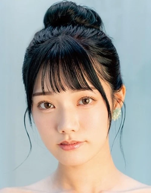 JAPANESE ACTRESS RENA Miyashita 宮下玲奈 2025 Wall calendar B2 8P Japan ...