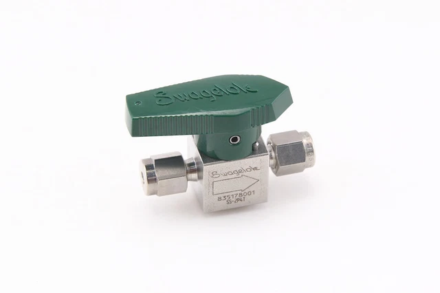 QUARTER TURN INSTRUMENT plug valve, Swagelok, 1/8 OD tube SS-2P4T £31. ...