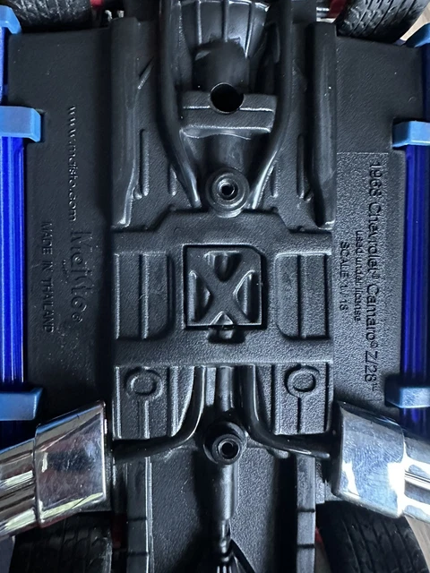 MAISTO PRO RODZ 1:18 1968 Chevy Camaro Z/28 RARE Color Blue Flames EUR ...