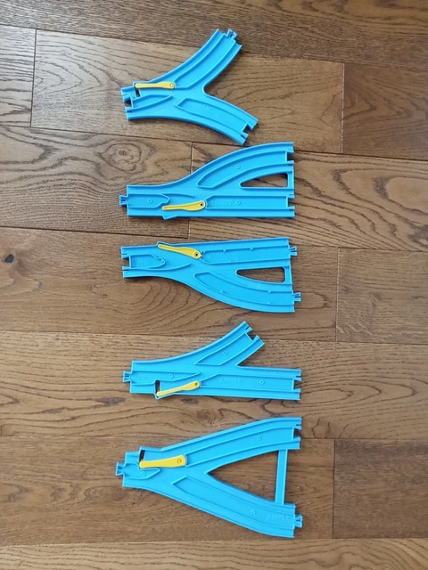 TOMY TRACKMASTER THOMAS And Friends blue junction track bundle of 5 ...