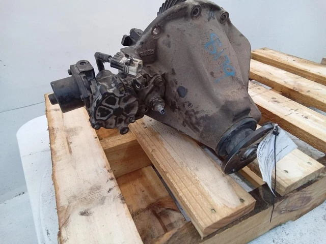 TOYOTA LANDCRUISER DIFFERENTIAL Centre 76/78/79 Series, Rear, 3.9 Ratio ...