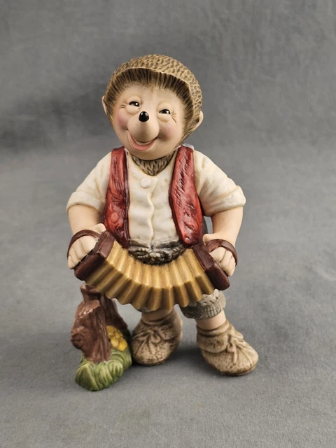 GOEBEL PORZELLAN FIGUR Mecki Igel Familie Ziehharmonika EUR 25,00 ...