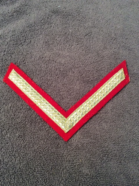 BRITISH ARMY NO1/MESS Dress Uniform - Bullion Stripe on Red Felt ...