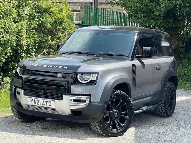 2021 LAND ROVER Defender 3.0 D200 Hard Top Auto [3 Seat] PANEL VAN ...