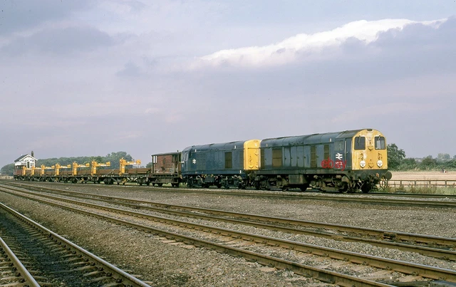 ORIGINAL 35MM SLIDE BR Class 20s nos.20022/035 at Church Fenton +rights ...