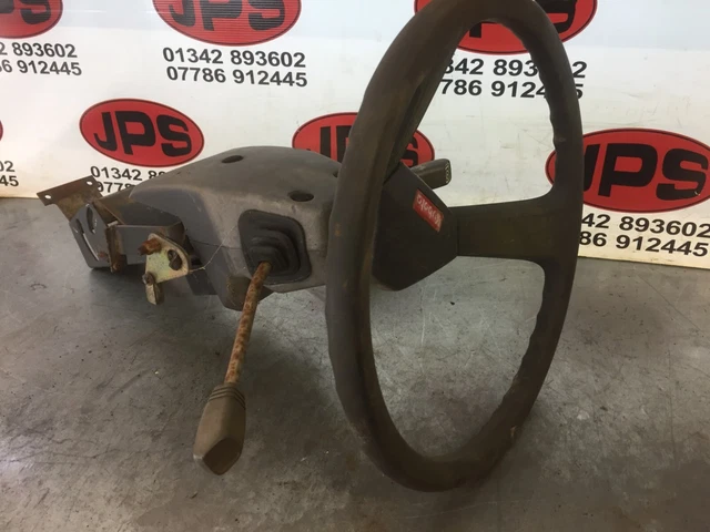 COMPLETE ADJUSTABLE STEERING column / wheel X Kubota F1900....D722...£ ...