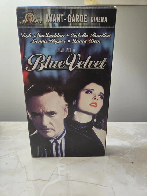 BLUE VELVET VHS Avant Garde Cinema David Lynch Kyle McLaughlin Dennis ...