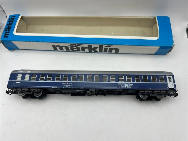 VINTAGE MÄRKLIN 4182 HO / OO Gauge TEN Sleeping Coach Marklin Passenger ...