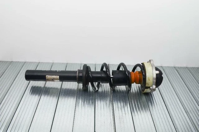 AUDI A4 B9 Ammortizzatore anteriore destro originale 8W0413333 ...