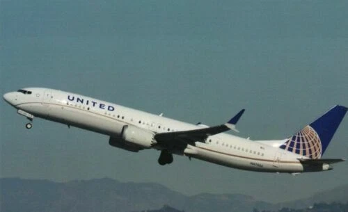 UNITED AIRLINES BOEING 737 MAX 9 N47505 @ Los Angeles 2018 - postcard ...