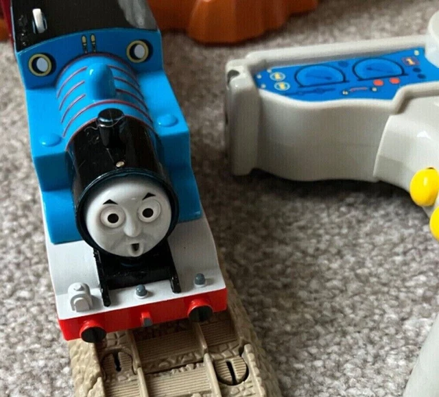 FLIP FACE REMOTE CONTROL THOMAS ENGINE, TRACK, STATIONS, MOUNTAIN Pre ...