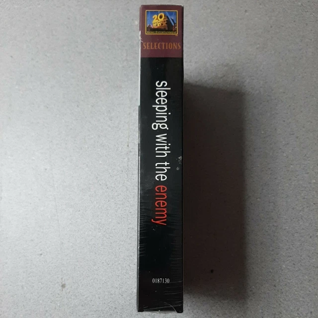 SLEEPING WITH THE Enemy (VHS, 1991) Julia Roberts Patrick Bergin NEW ...