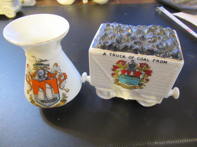 WH GOSS CRESTED china vase & Willow Art coal wagon Arms of Mevagissey £ ...