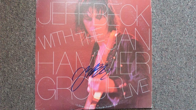 AUTOGRAPHE ORIGINAL SIGNED du Guitariste JEFF BECK sur Pochette LP 33T ...