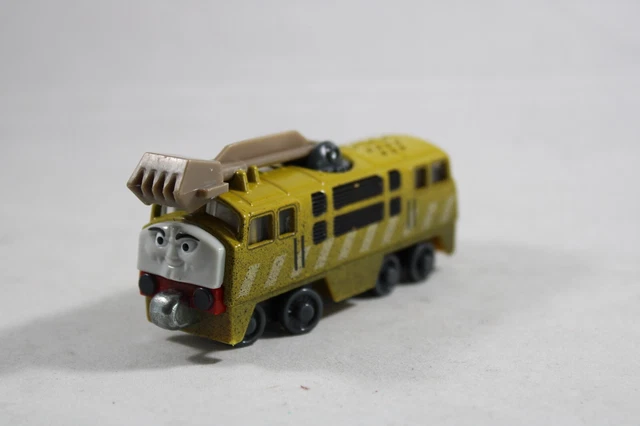 THOMAS AND FRIENDS Diecast Diesel 10 Take Along Talking Locomotive 2011 ...