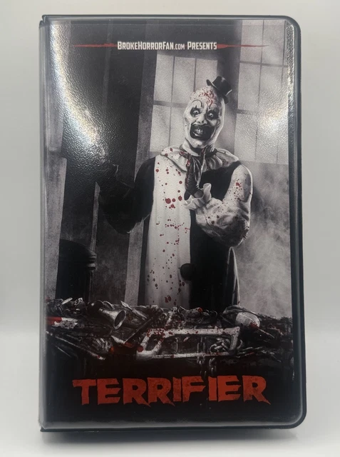 TERRIFIER BLOODY VARIANT Edition VHS Broke Horror Fan Witter ...