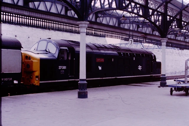 1980S BRITISH RAIL BR Diesel 37081 Loco Scottish Railway Slide 1832 £2. ...