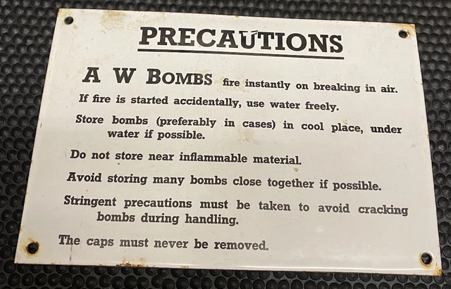 ANTIQUE WWII WW2 British Military Home Guard Aw Bombs Precautions ...