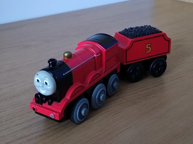 THOMAS THE TANK Engine Metal Motorised James and Tender For Wooden ...