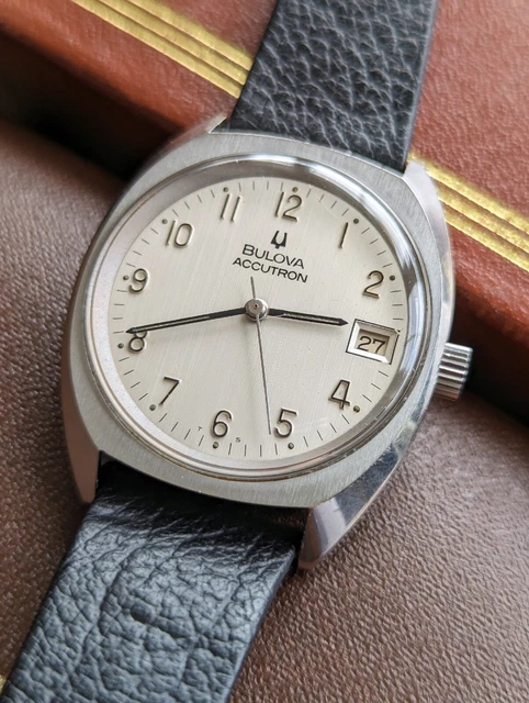 VINTAGE 1960S BULOVA ACCUTRON Tuning Fork watch, Cal 2181, original box ...